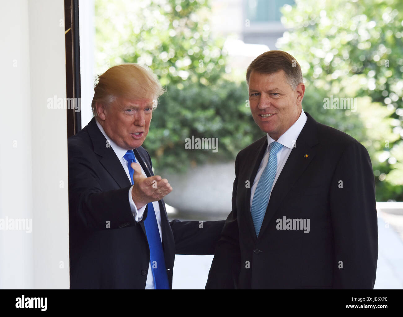 Washington, USA. 9th June, 2017. U.S. President Donald Trump (L ...