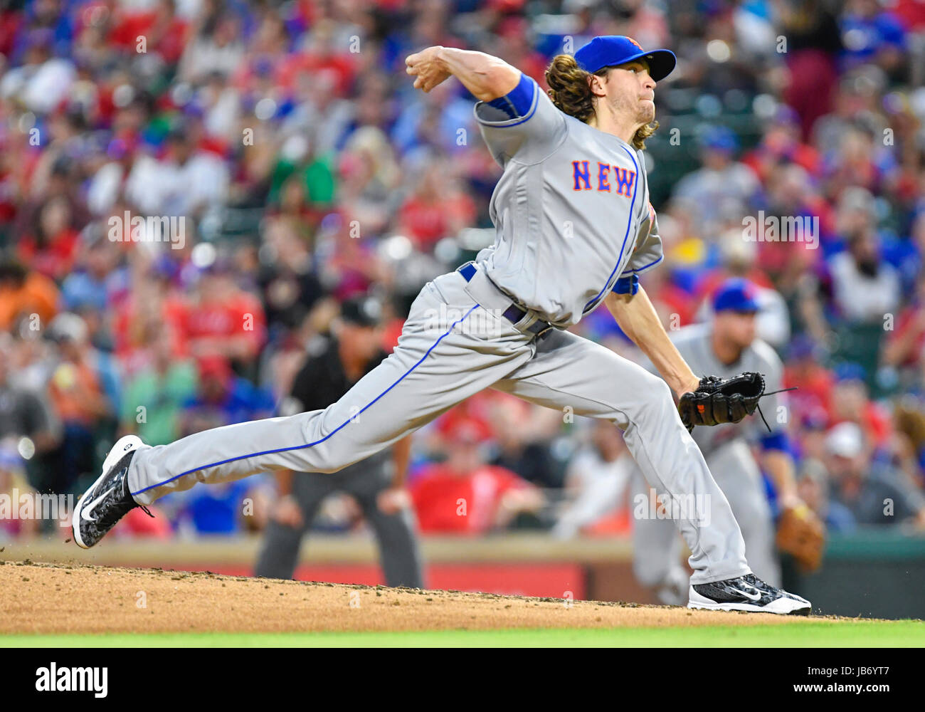 JUN 06, 2017: New York Mets starting pitcher Jacob deGrom #48 pitched ...