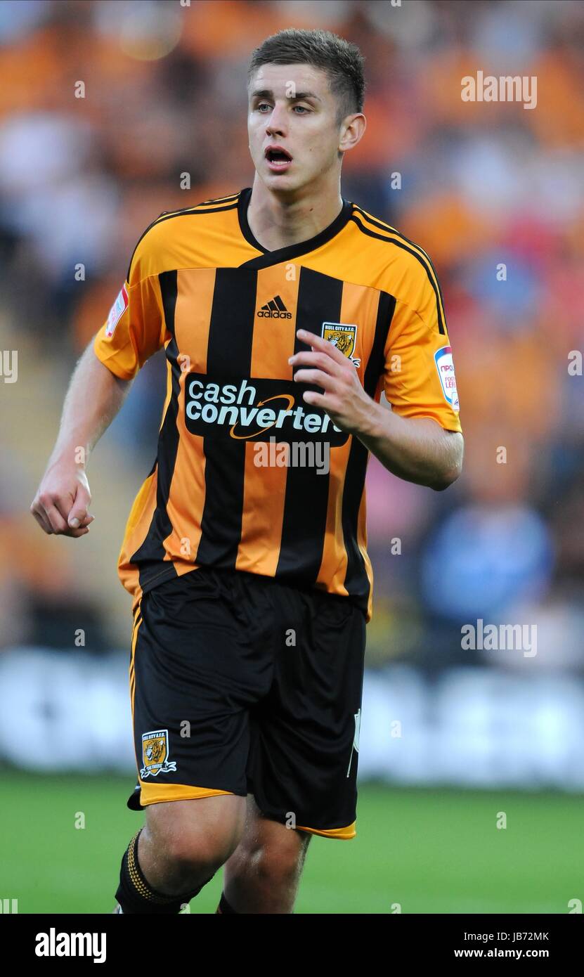 TOM CAIRNEY HULL CITY FC HULL V BLACKPOOL KC STADIUM, HULL, ENGLAND 05 ...