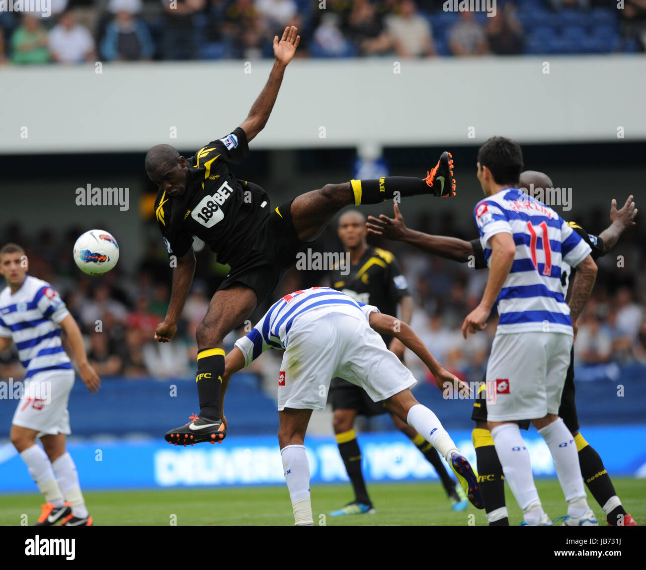Qpr v blackpool hi-res stock photography and images - Alamy