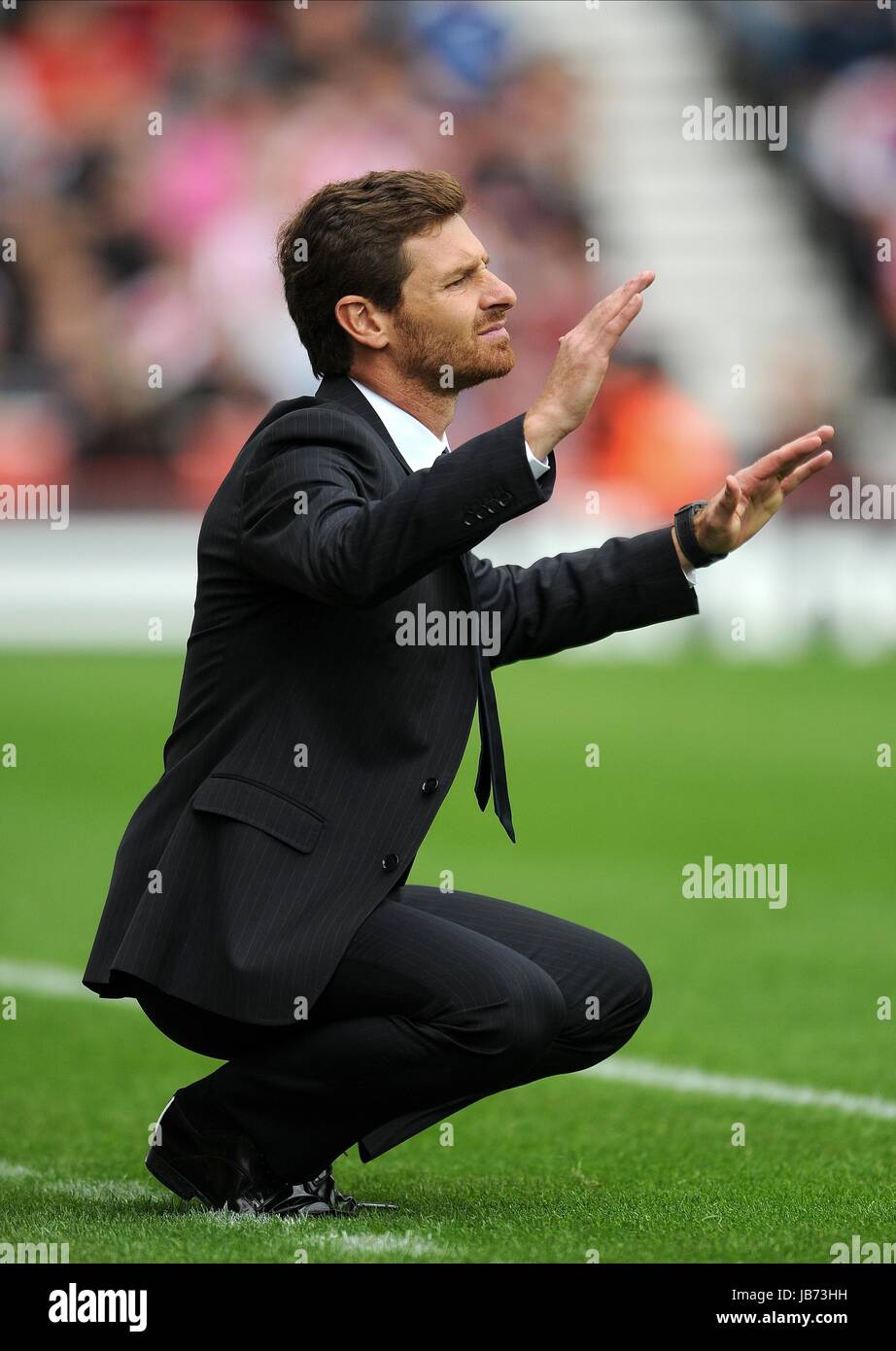 ANDRE VILLAS BOAS CHELSEA FC MANAGER CHELSEA FC MANAGER BRITANNIA ...
