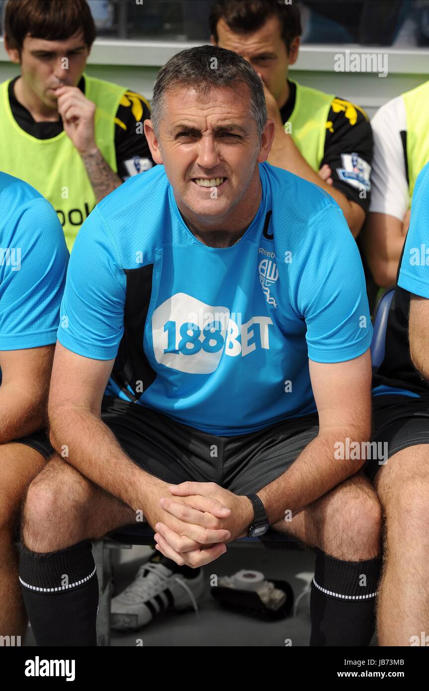 OWEN COYLE BOLTON WANDERERS FC MANAGER LOFTUS ROAD STADIUM LONDON ...