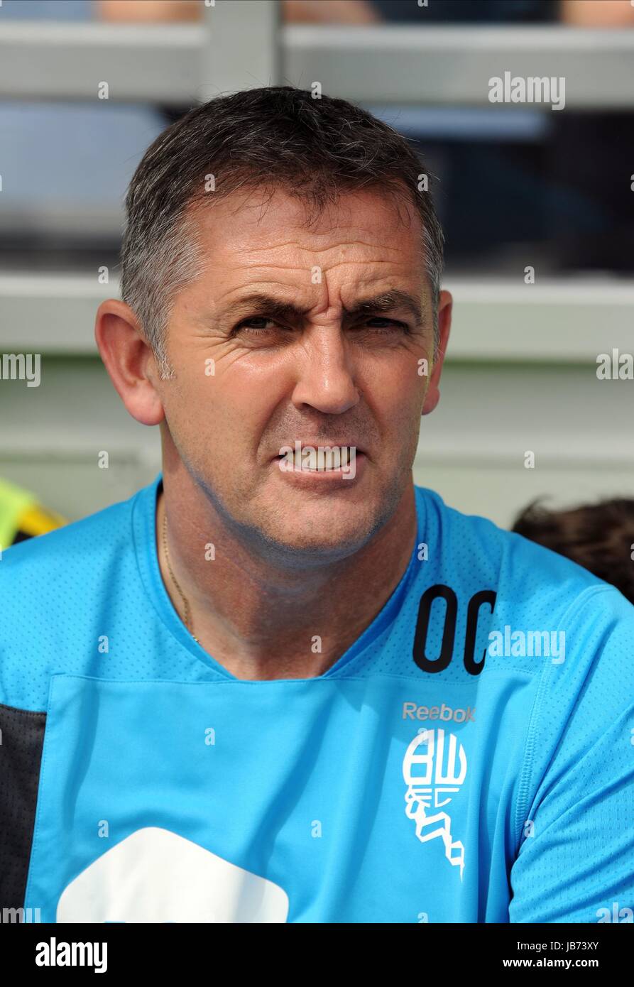 OWEN COYLE BOLTON WANDERERS FC MANAGER LOFTUS ROAD STADIUM LONDON ...
