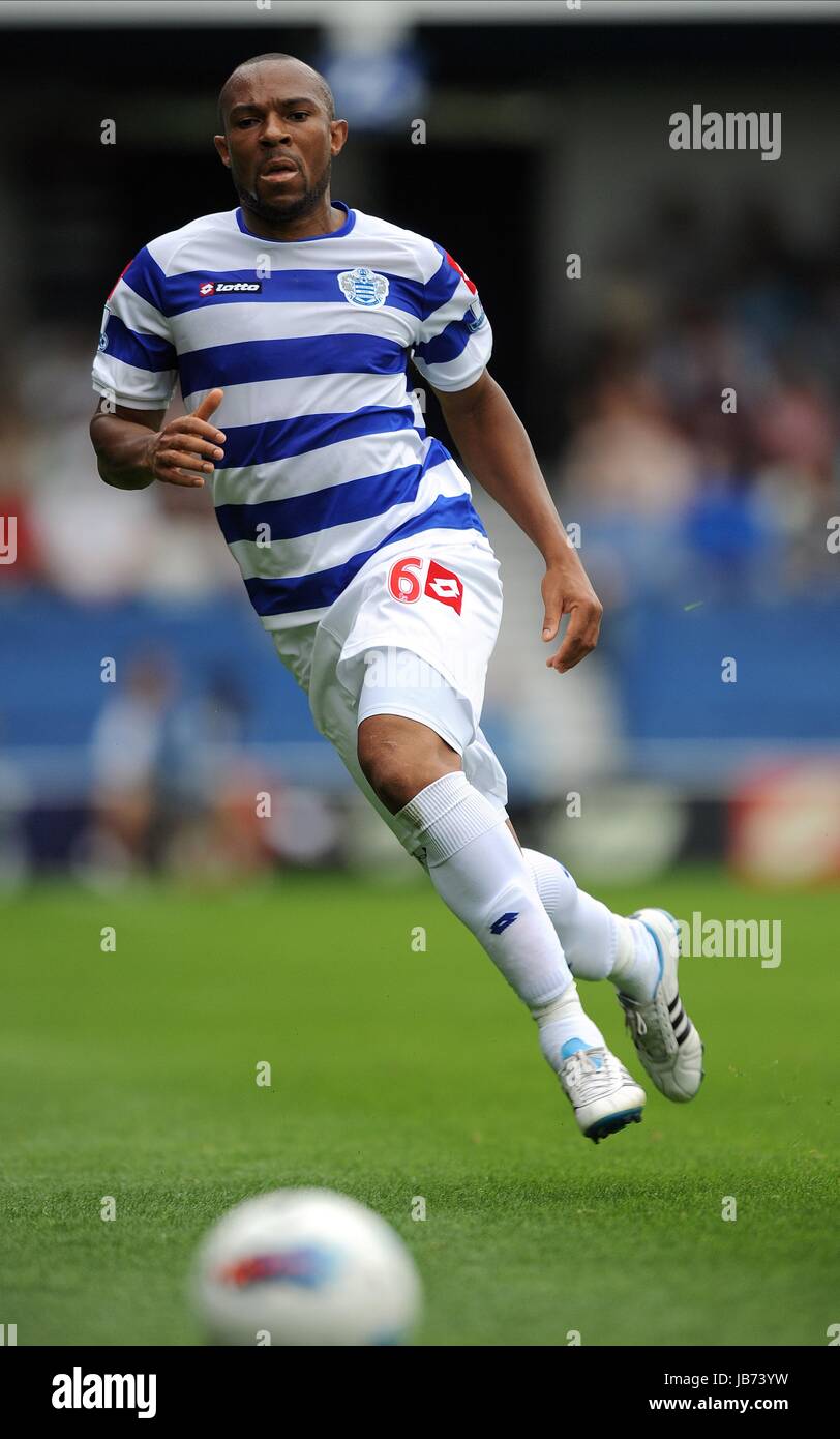 DANNY GABBIDON QUEENS PARK RANGERS FC LOFTUS ROAD STADIUM LONDON ...