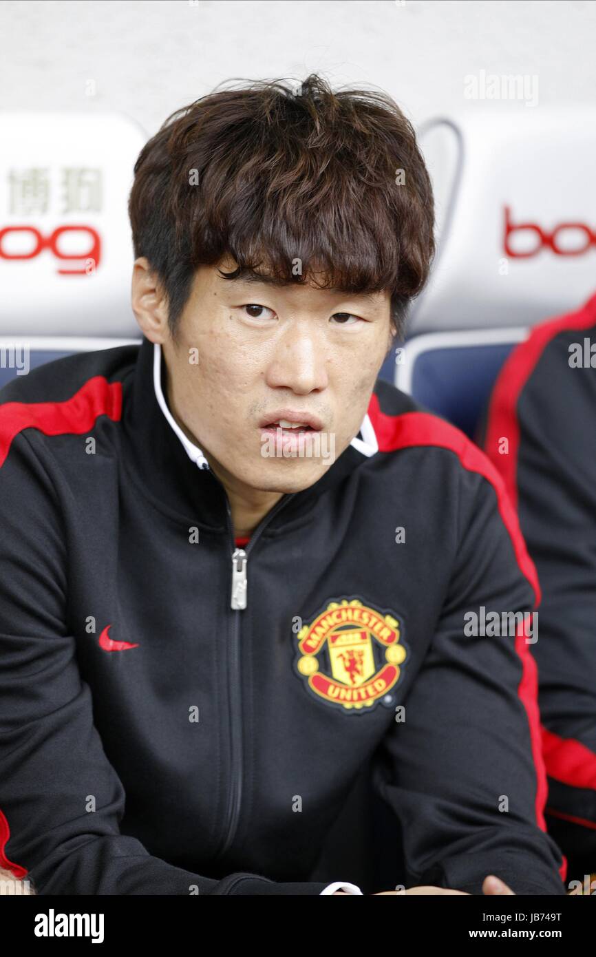 PARK JI-SUNG MANCHESTER UNITED FC MANCHESTER UNITED FC THE HAWTHORNS WEST BROMWICH ENGLAND 14 ...