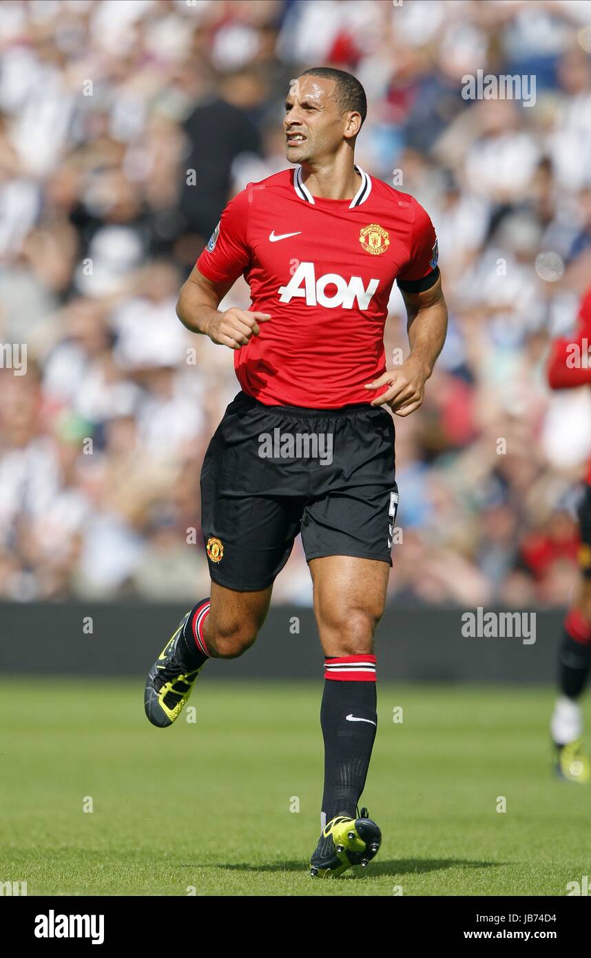 Rio ferdinand manchester united 2011 hi-res stock photography and ...