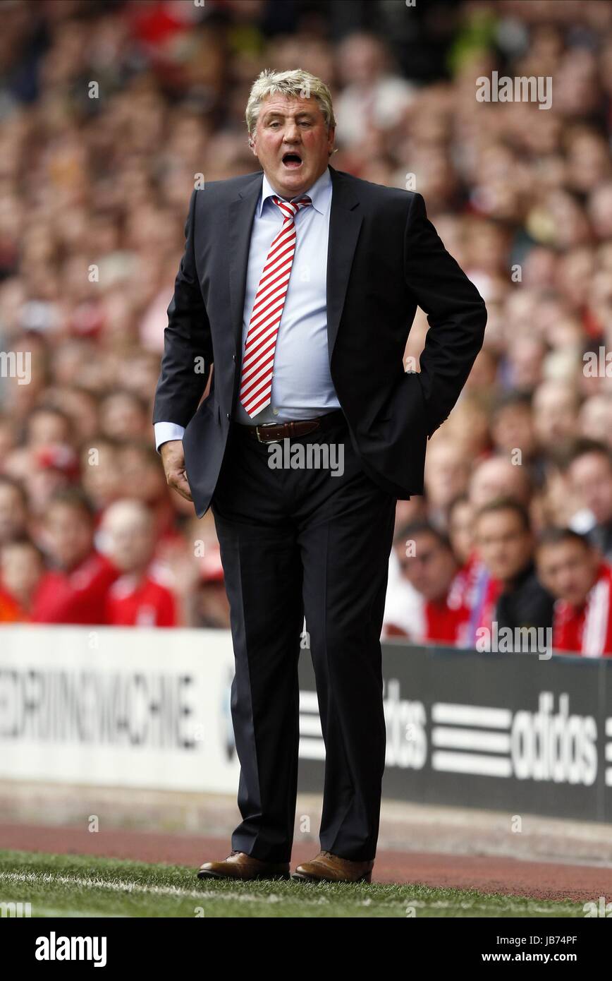 STEVE BRUCE SUNDERLAND FC MANAGER SUNDERLAND FC MANAGER ANFIELD ...
