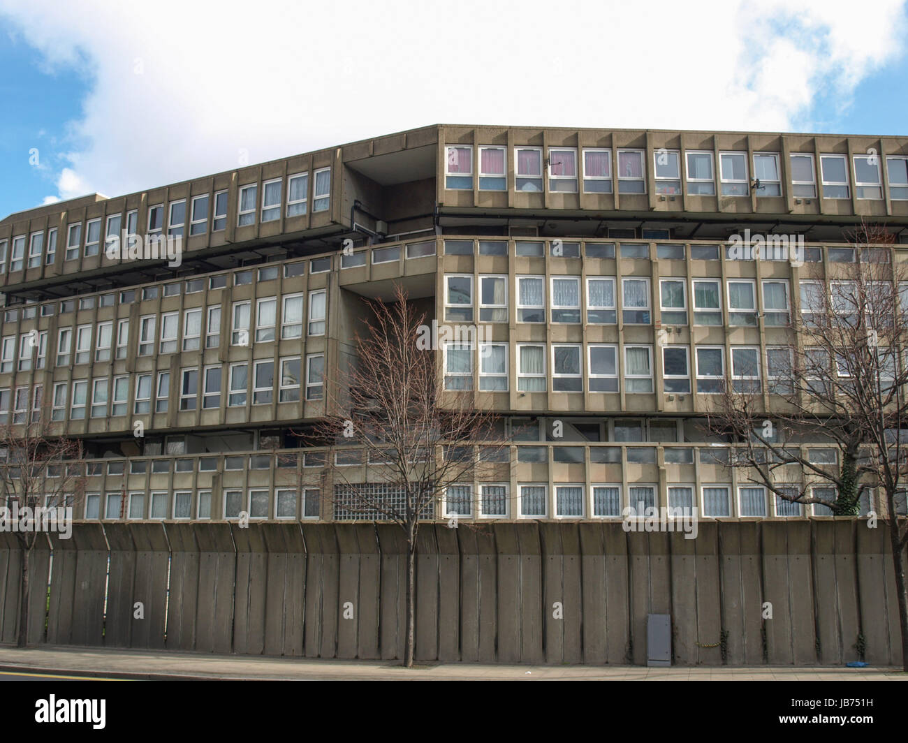 LONDON, ENGLAND, UK - MARCH 05, 2009: The Robin Hood Gardens housing ...
