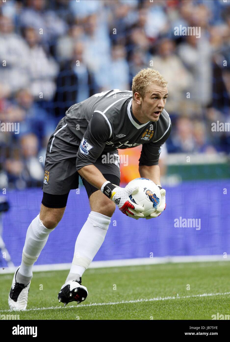 JOE HART MANCHESTER CITY FC MANCHESTER CITY FC REEBOK STADIUM BOLTON ...