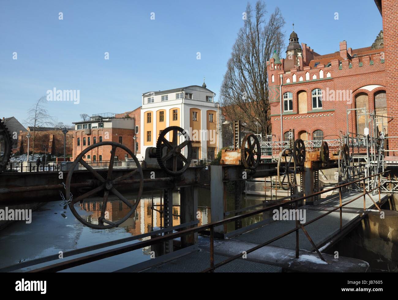 fresh water pond Stock Photo - Alamy