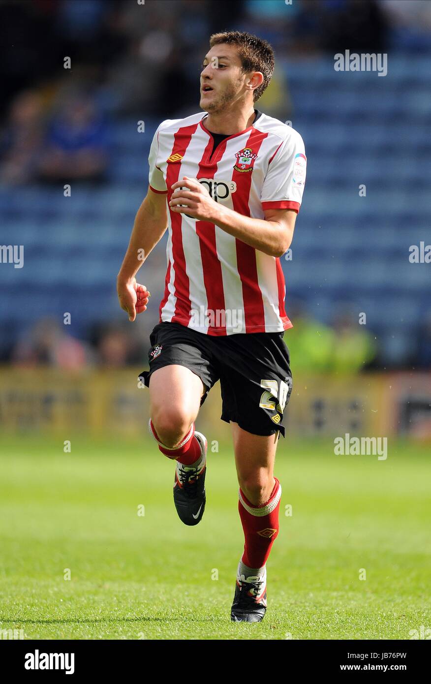 ADAM LALLANA SOUTHAMPTON FC SOUTHAMPTON FC KING POWER STADIUM LEICESTER ...