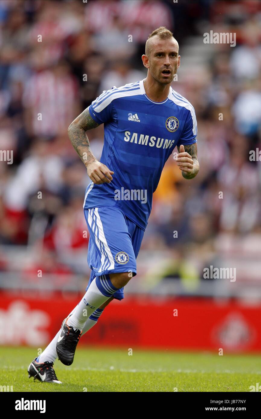 Raul meireles chelsea hi-res stock photography and images - Alamy
