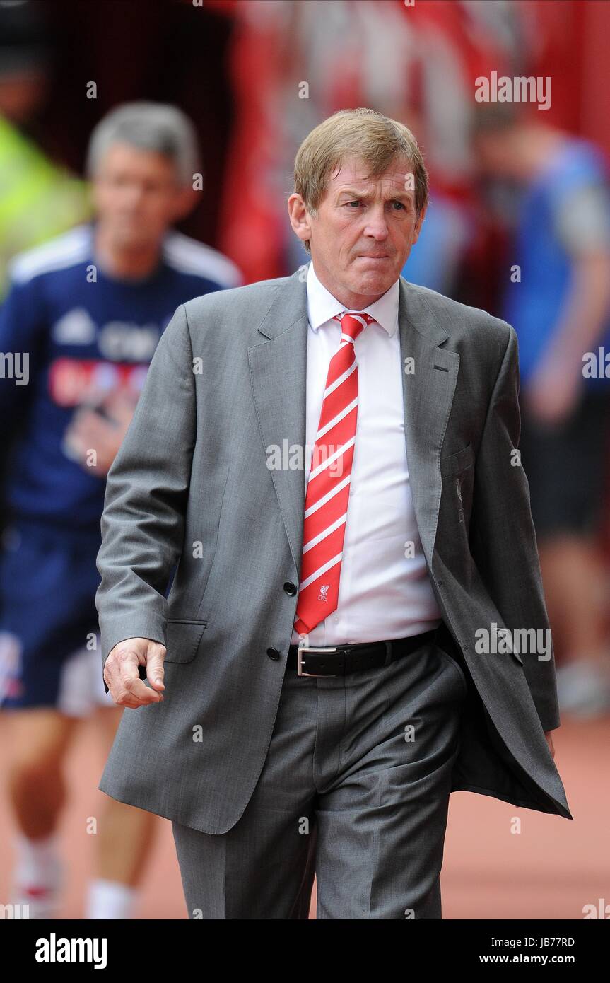 KENNY DALGLISH LIVERPOOL FC MANAGER LIVERPOOL FC MANAGER BRITANNIA ...