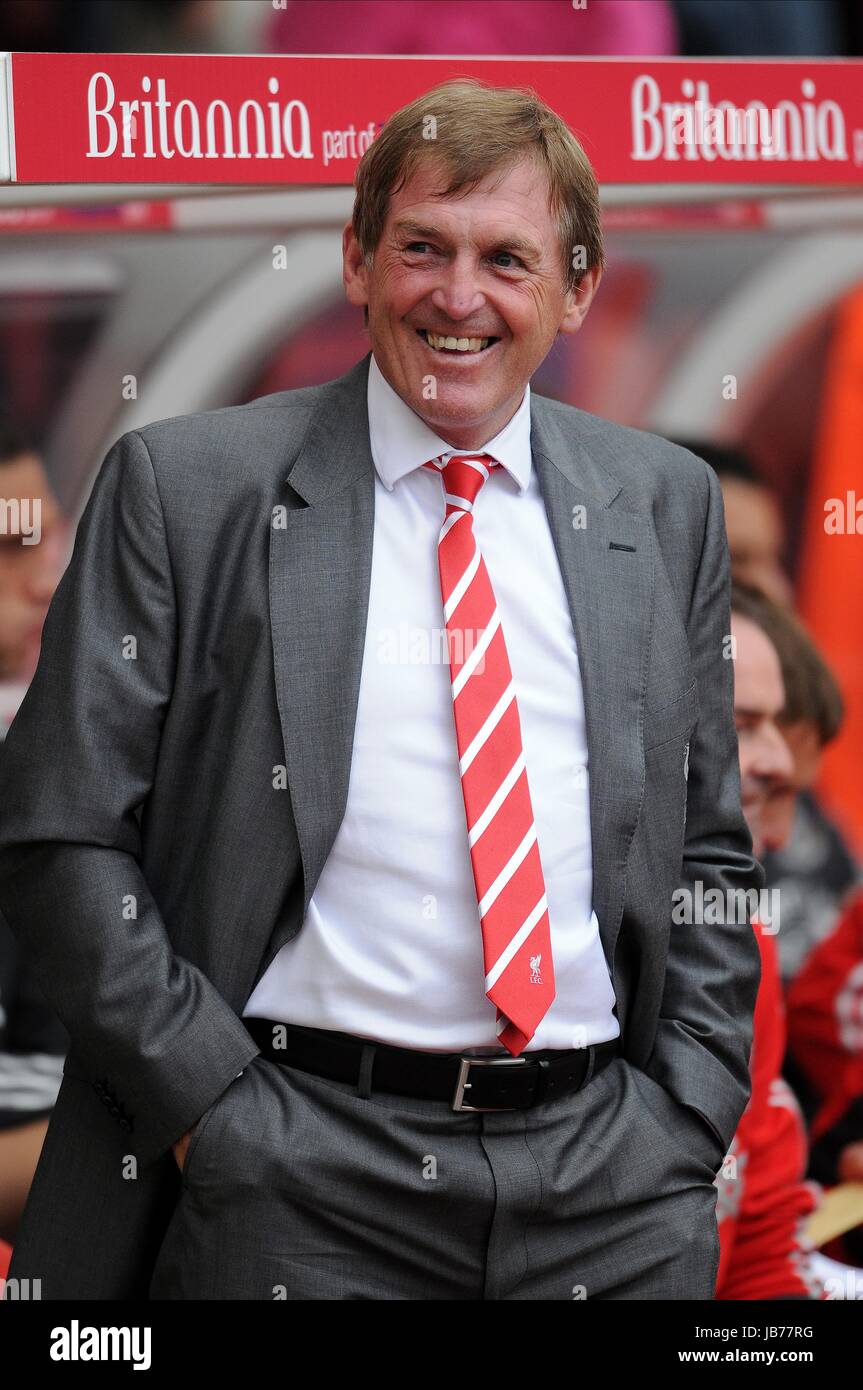 KENNY DALGLISH LIVERPOOL FC MANAGER LIVERPOOL FC MANAGER BRITANNIA ...