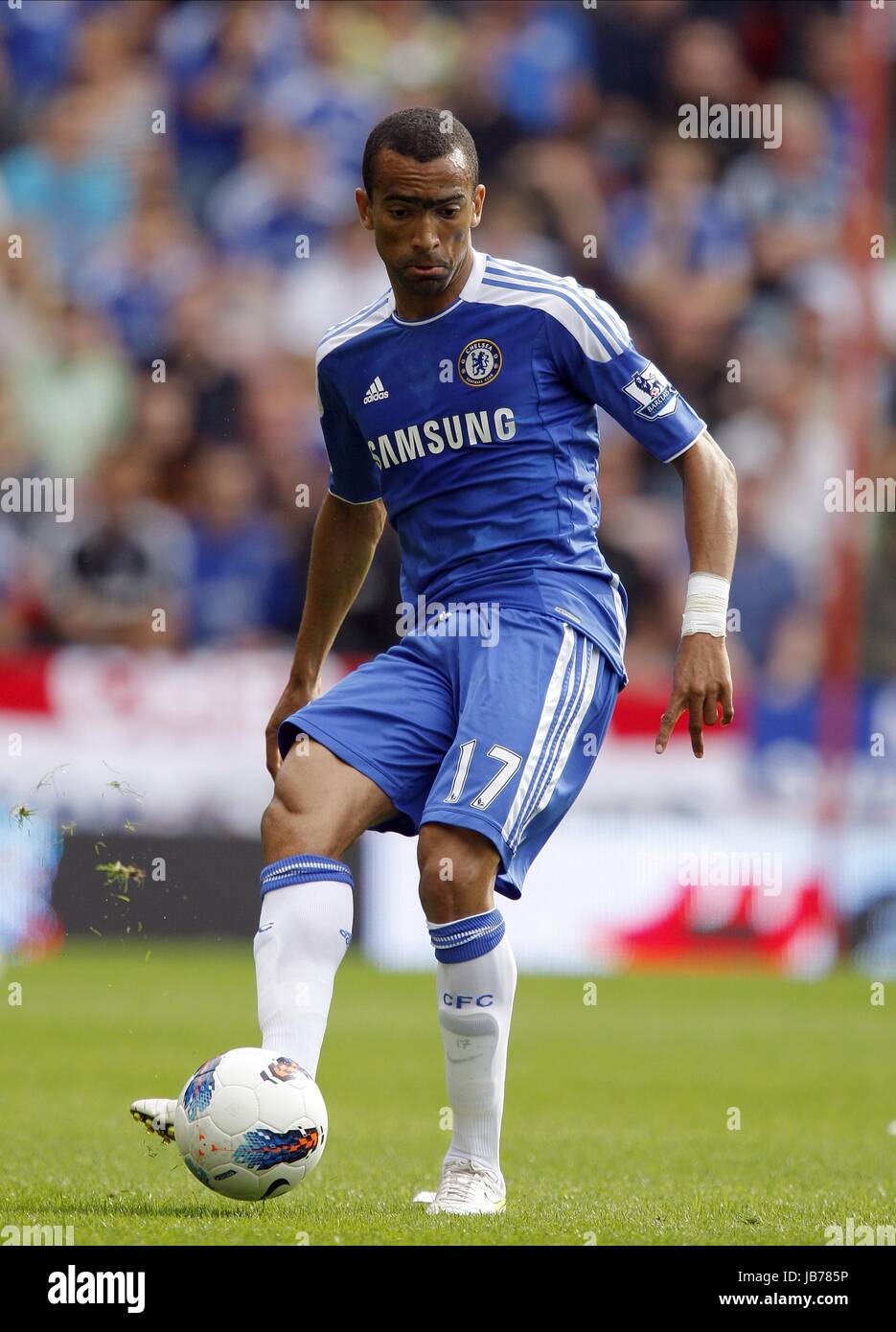 JOSE BOSINGWA CHELSEA FC CHELSEA FC STADIUM OF LIGHT SUNDERLAND ENGLAND ...