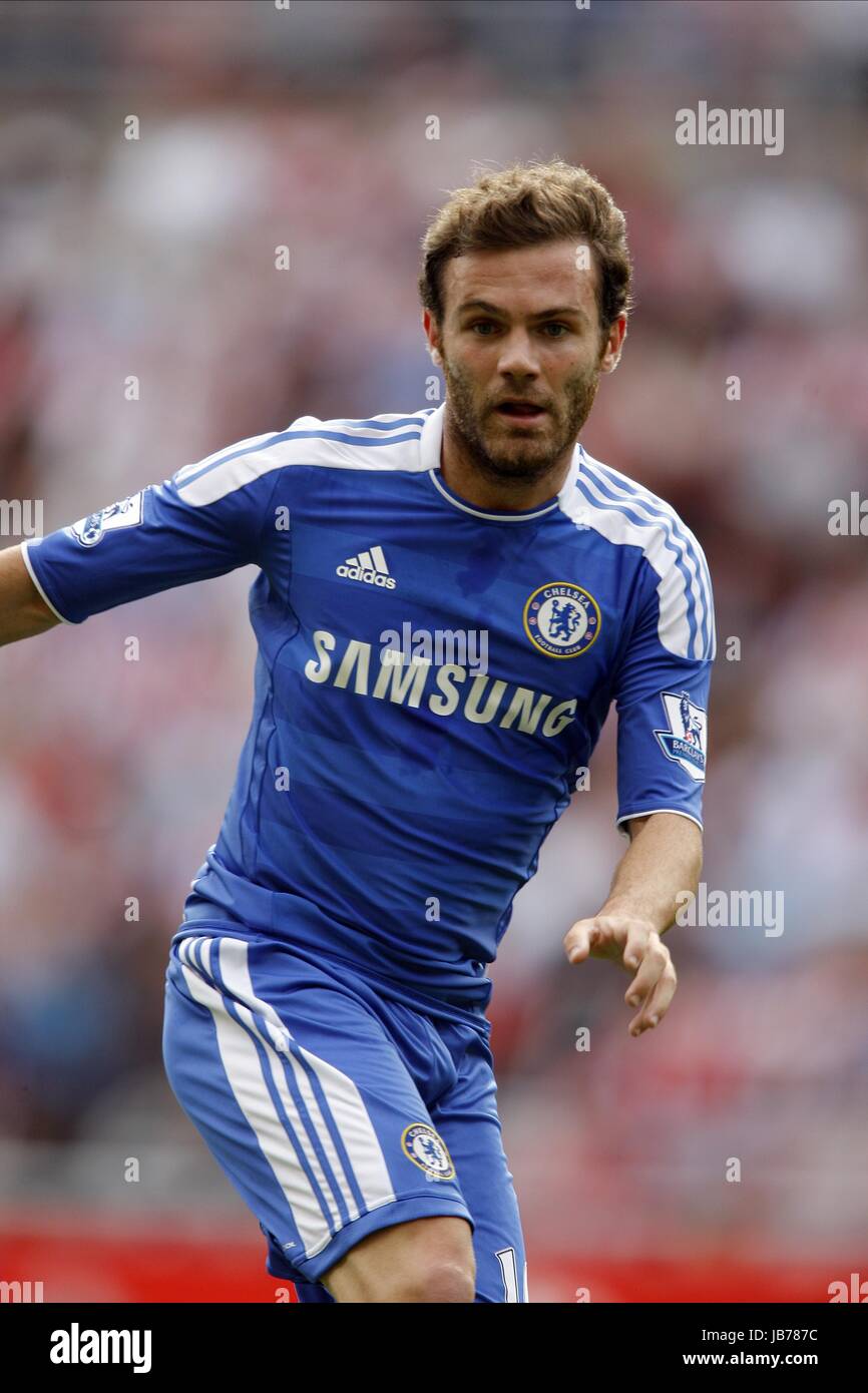 JUAN MATA CHELSEA FC CHELSEA FC STADIUM OF LIGHT SUNDERLAND ENGLAND 10 ...