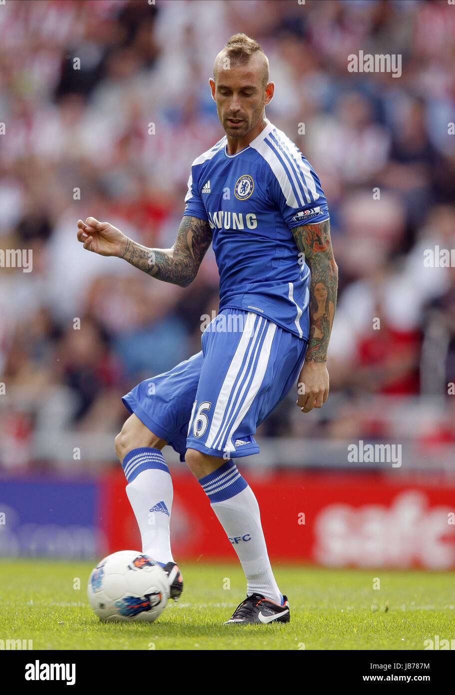 RAUL MEIRELES CHELSEA FC CHELSEA FC STADIUM OF LIGHT SUNDERLAND ENGLAND ...