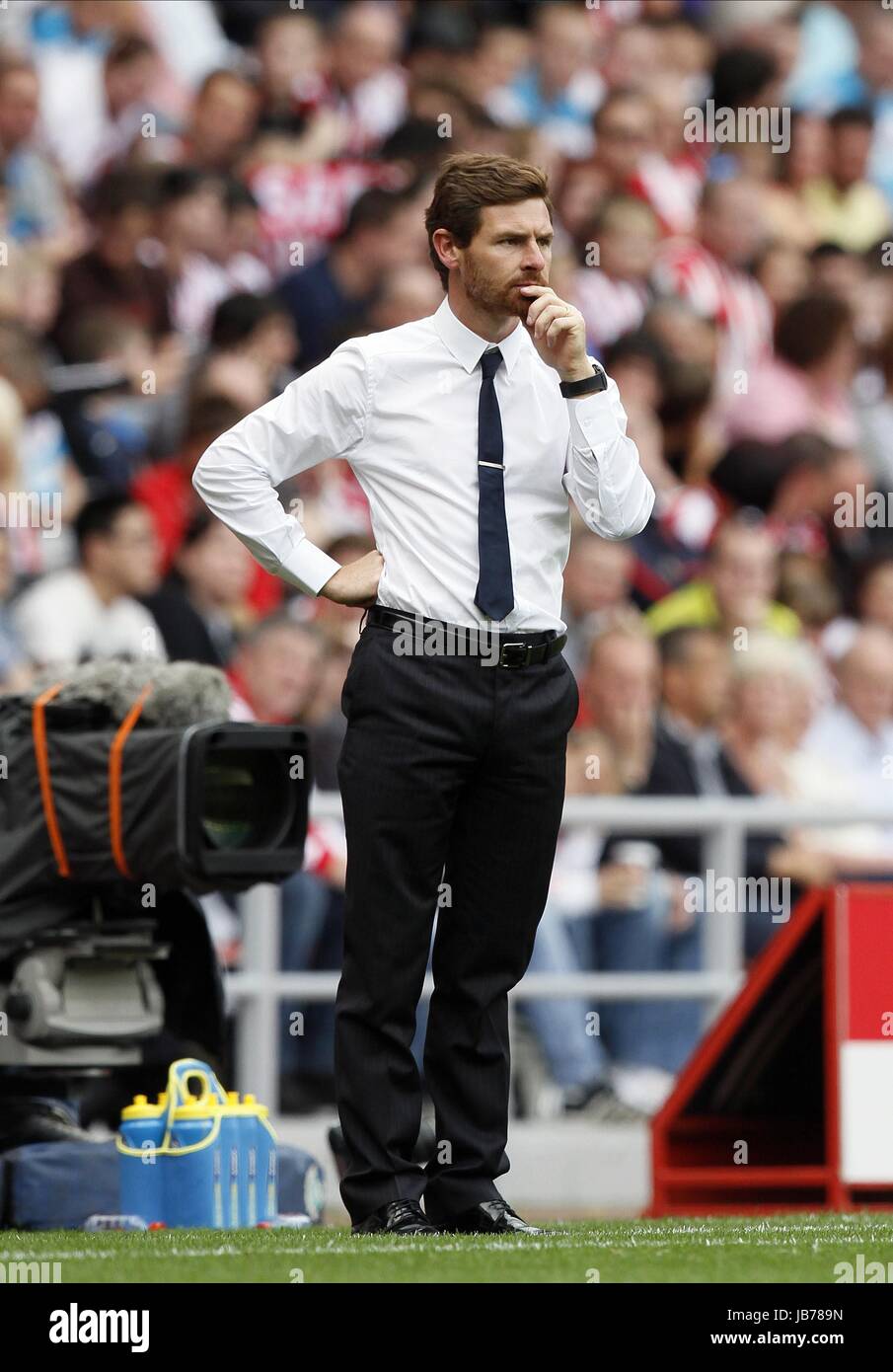 ANDRE VILLAS BOAS CHELSEA FC MANAGER CHELSEA FC MANAGER STADIUM OF ...