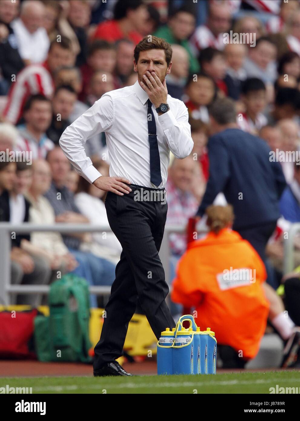 ANDRE VILLAS BOAS CHELSEA FC MANAGER CHELSEA FC MANAGER STADIUM OF ...