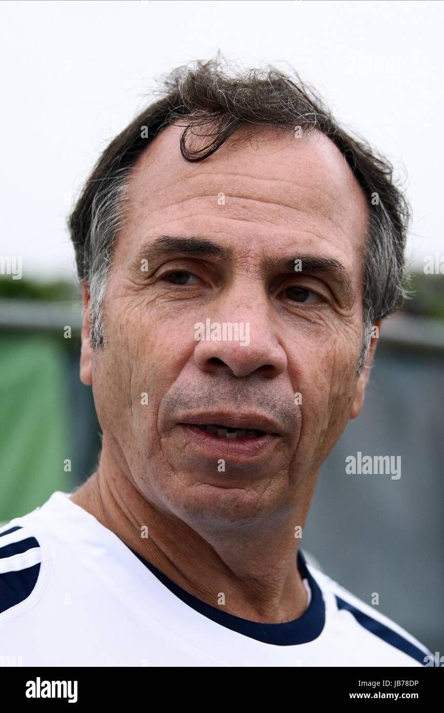 BRUCE ARENA LA GALAXY HEAD COACH CARSON LOS ANGELES CALIFORNIA USA 16 ...