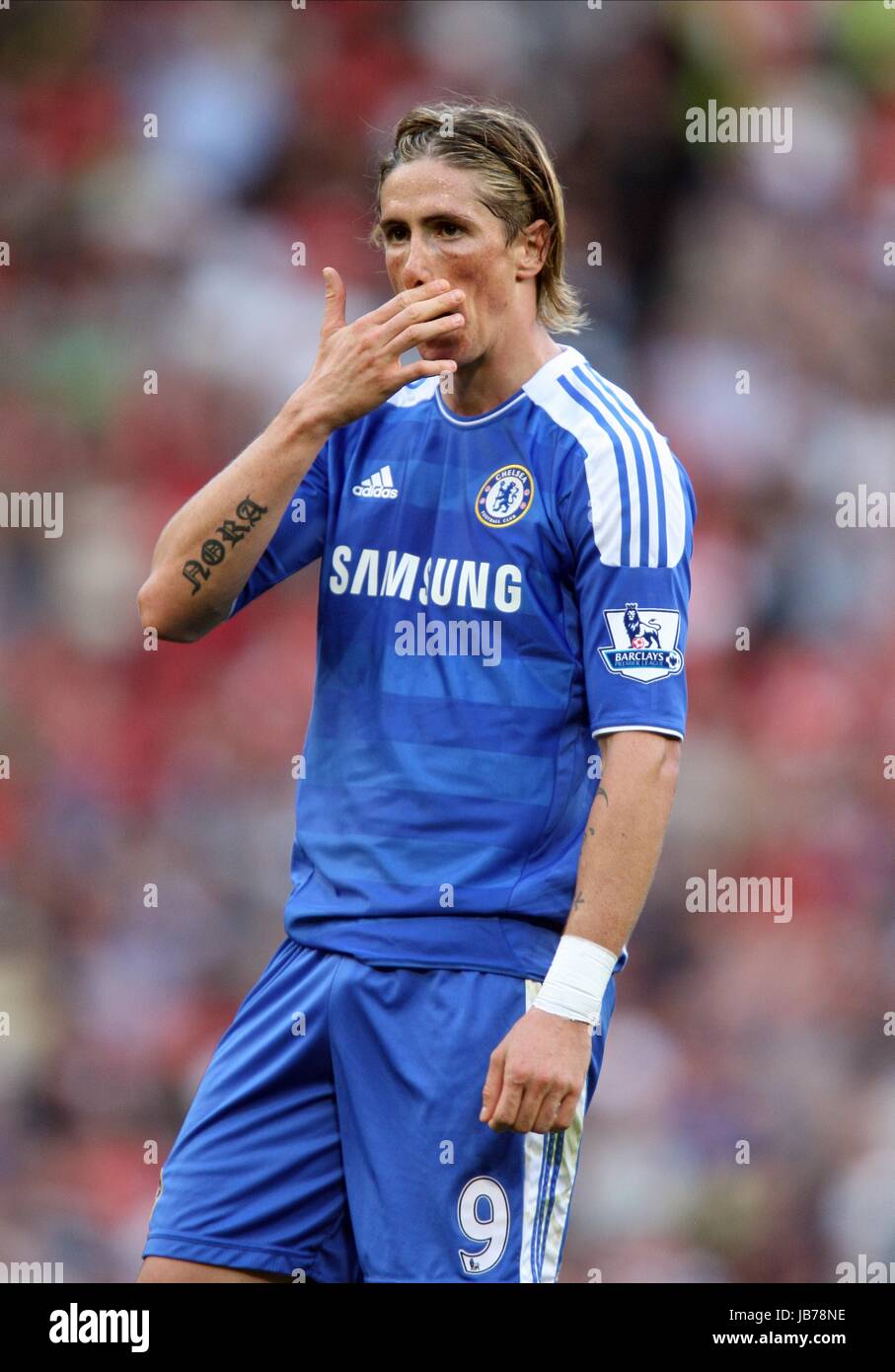 FERNANDO TORRES MANCHESTER UNITED V CHELSEA OLD TRAFFORD MANCHESTER ...