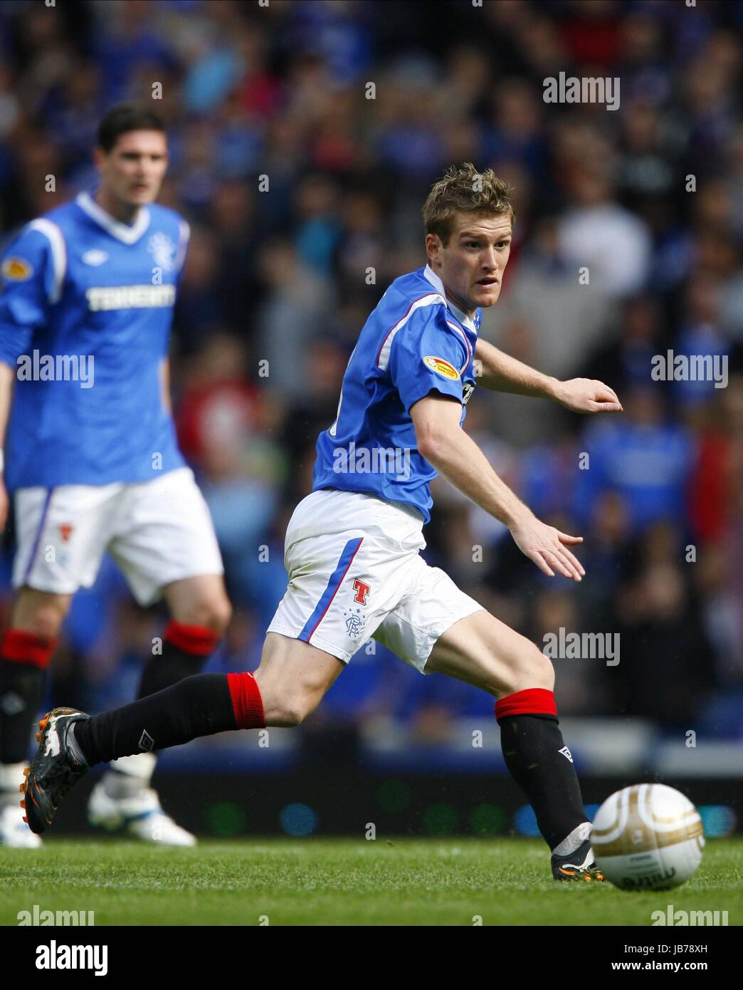 STEVEN DAVIS GLASGOW RANGERS FC GLASGOW RANGERS FC IBROX GLASGOW ...
