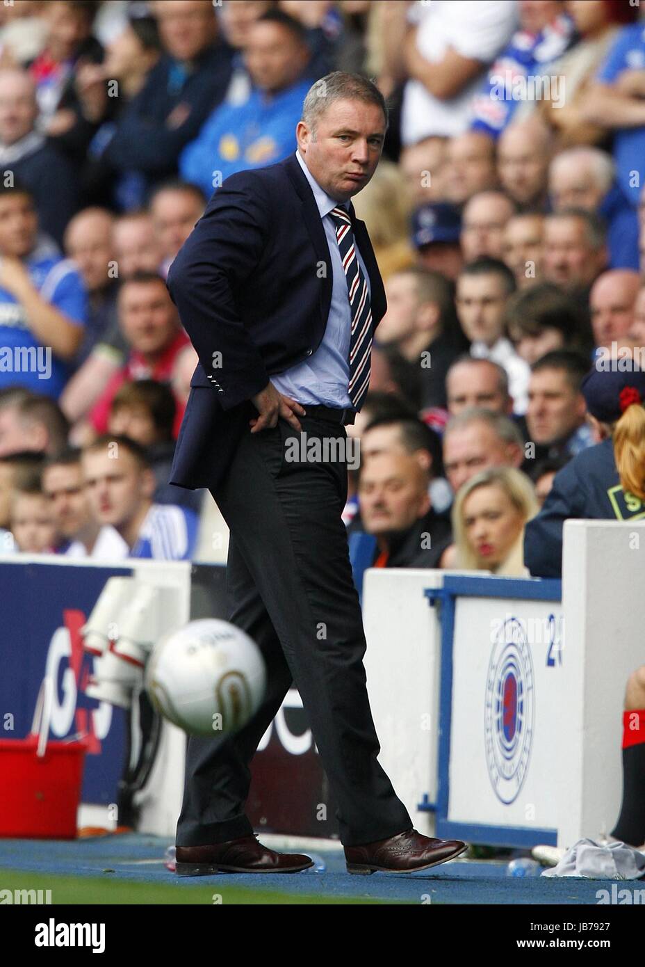 ALLY MCCOIST GLASGOW RANGERS FC MANAGER GLASGOW RANGERS FC MANAGER ...