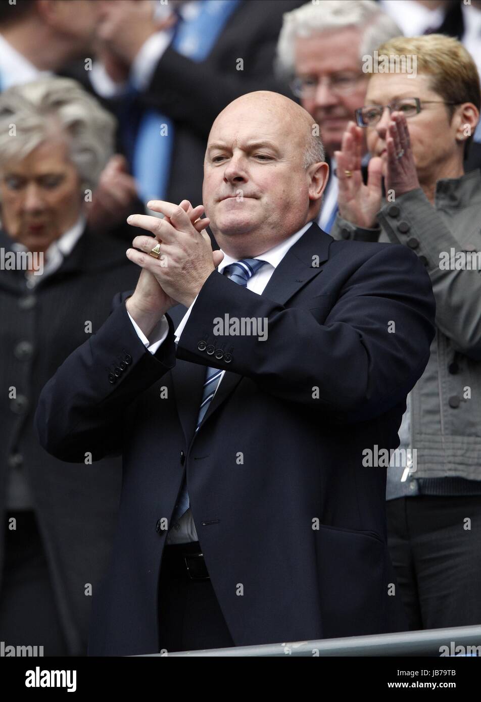 John macbeath hi-res stock photography and images - Alamy