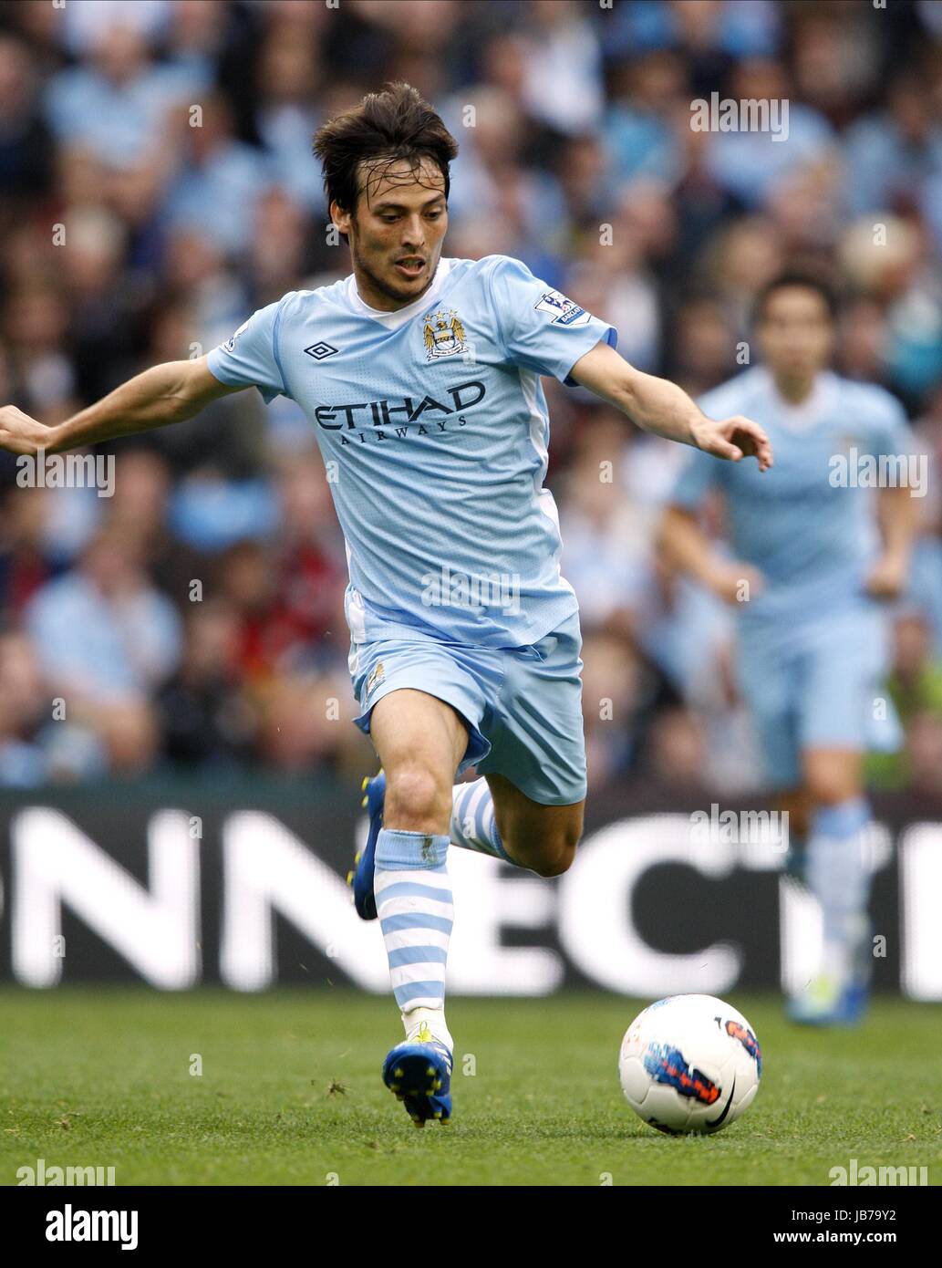 DAVID SILVA MANCHESTER CITY FC MANCHESTER CITY FC ETHIAD STADIUM ...