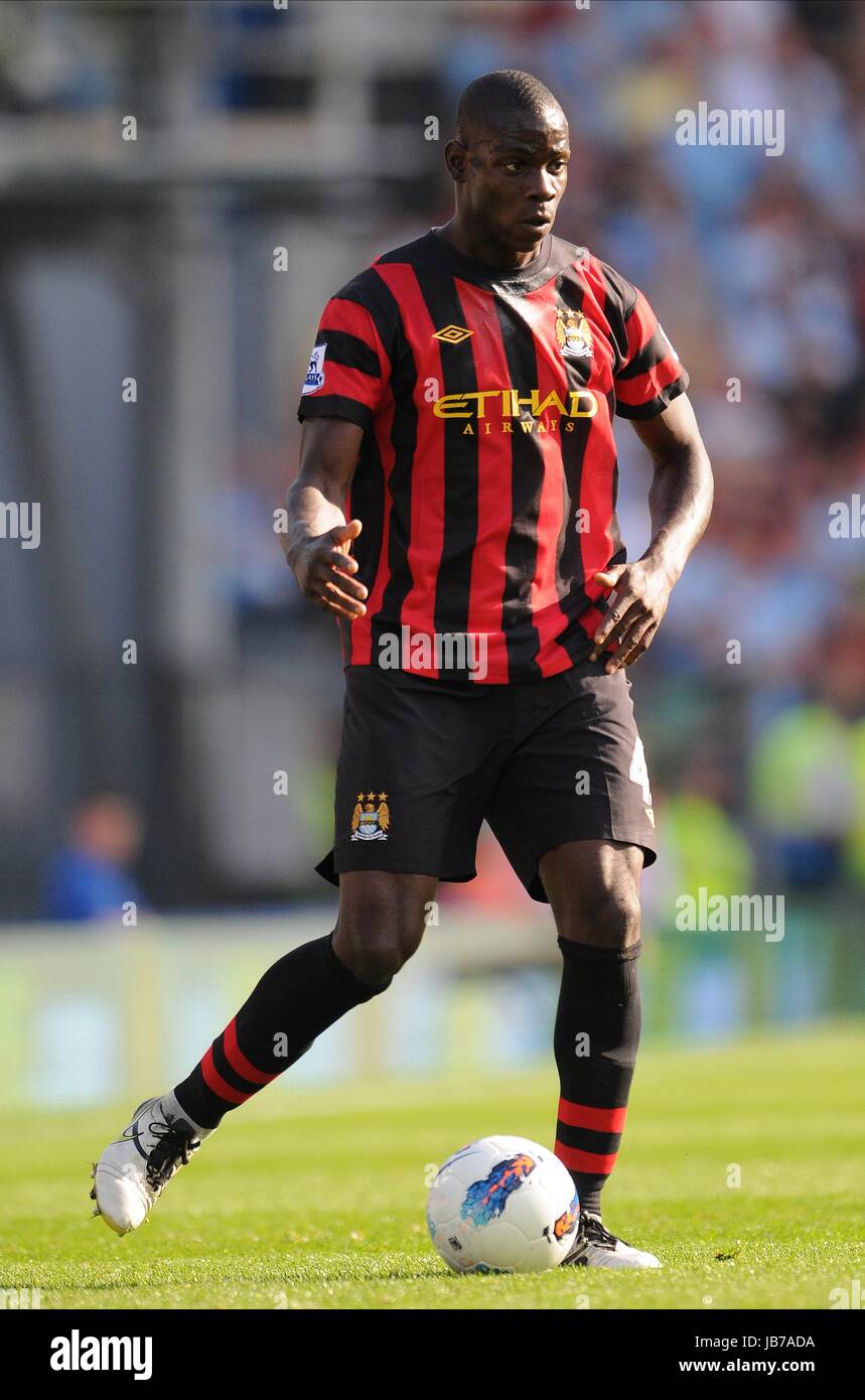 Mario balotelli manchester city fc manchester city hi-res stock ...