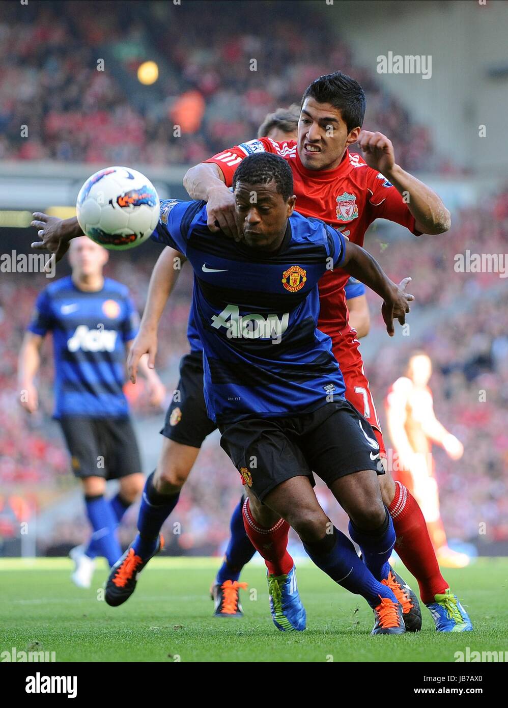 Evra suarez hi-res stock photography and images - Alamy