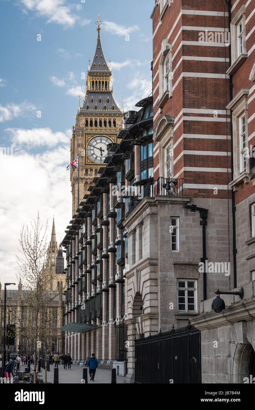 Elizabeth Tower and Big Ben behind Buildings in Central London Stock ...