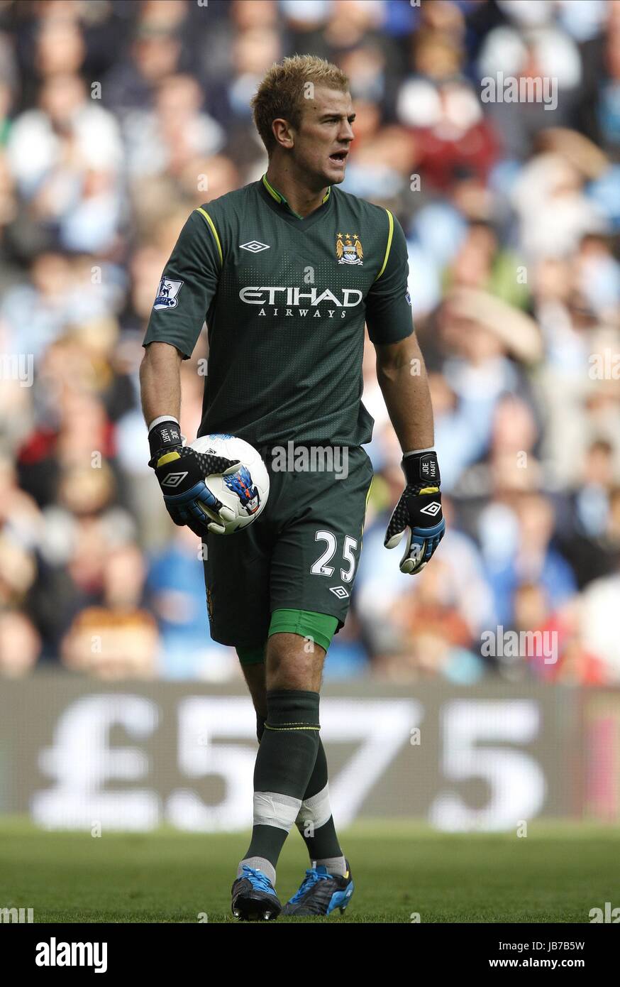 JOE HART MANCHESTER CITY FC MANCHESTER CITY FC ETHIAD STADIUM ...