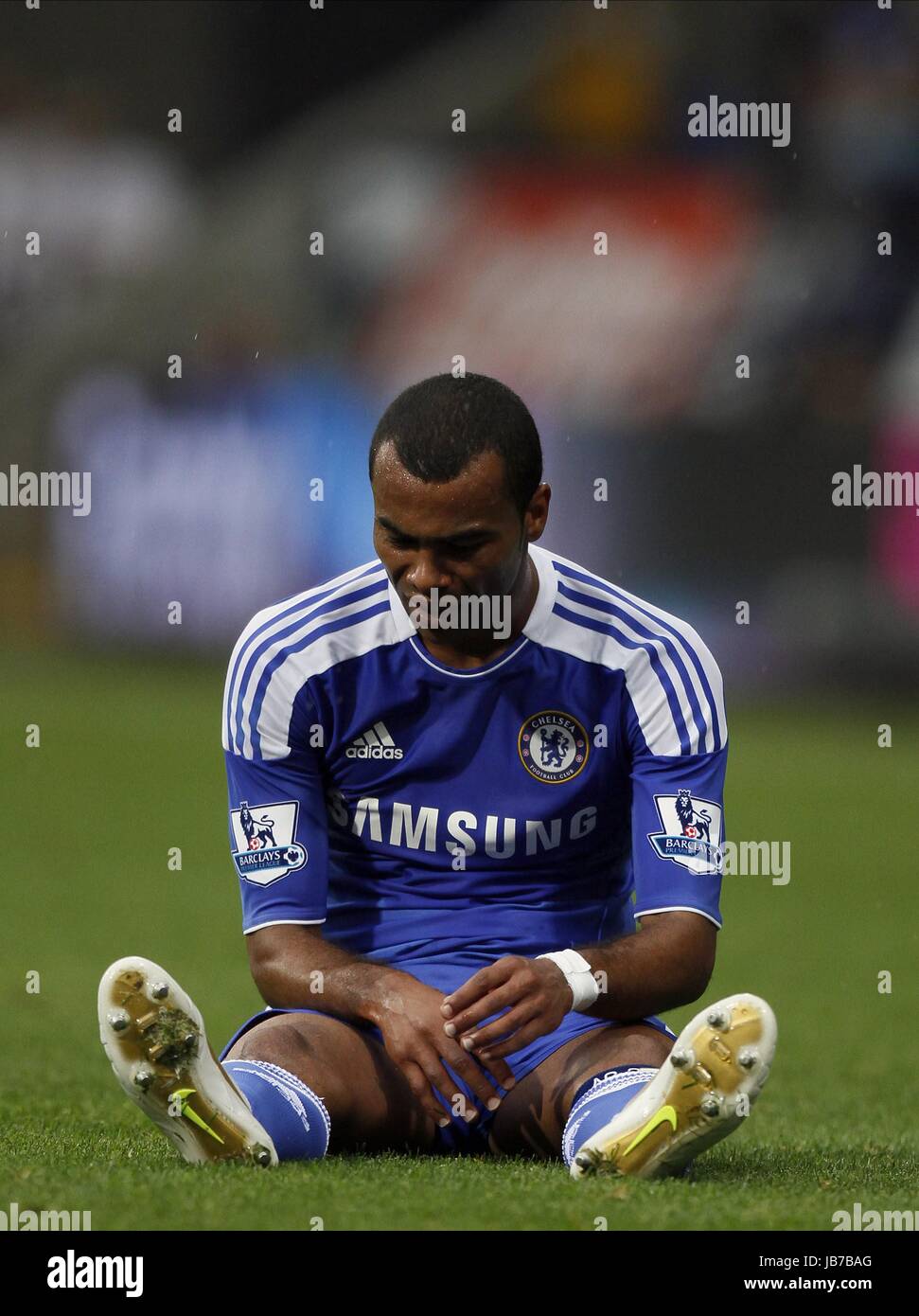 ASHLEY COLE CHELSEA FC CHELSEA FC REEBOK STADIUM BOLTON ENGLAND 02 ...