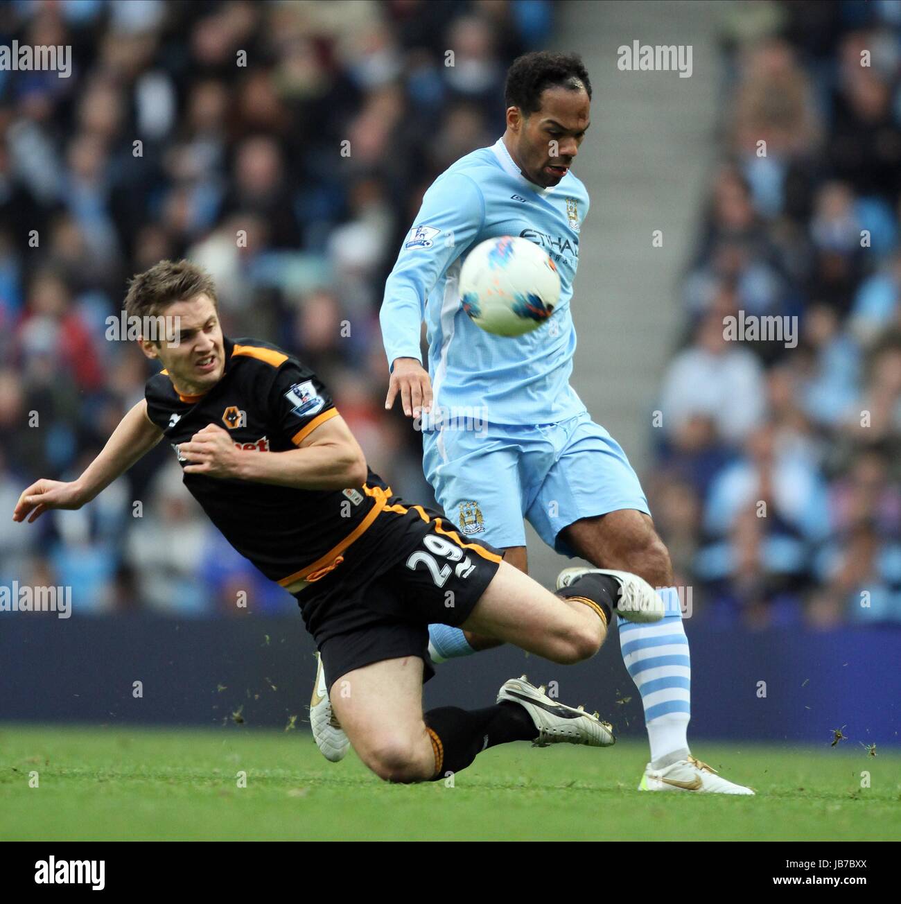 KEVIN DOYLE & JOLEON LESCOTT MANCHESTER CITY V WOLVES ETIHAD STADIUM ...