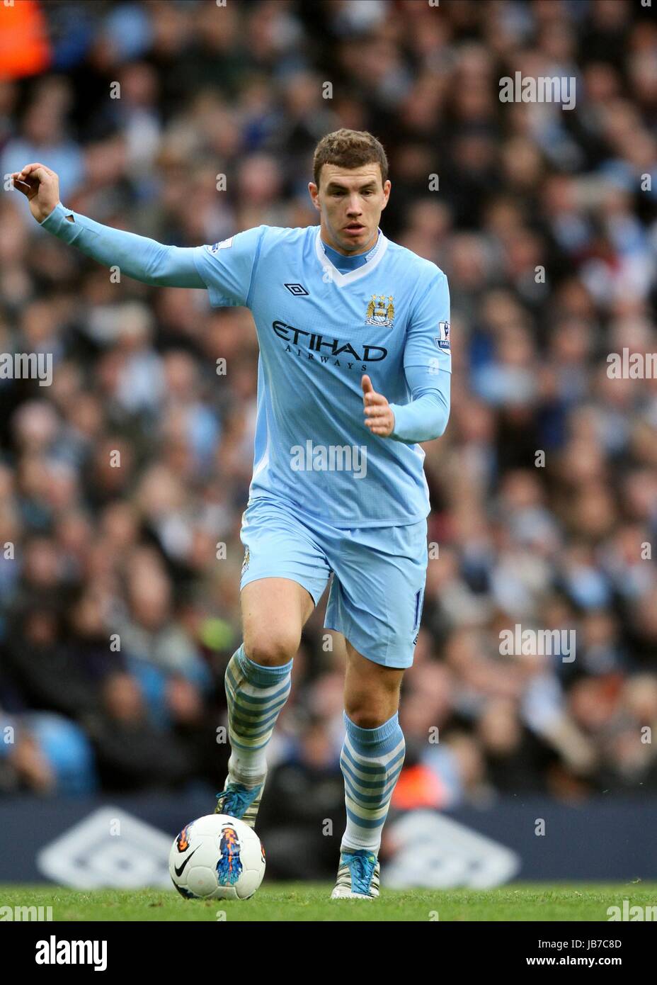 EDIN DZEKO MANCHESTER CITY FC MANCHESTER CITY FC ETIHAD STADIUM ...