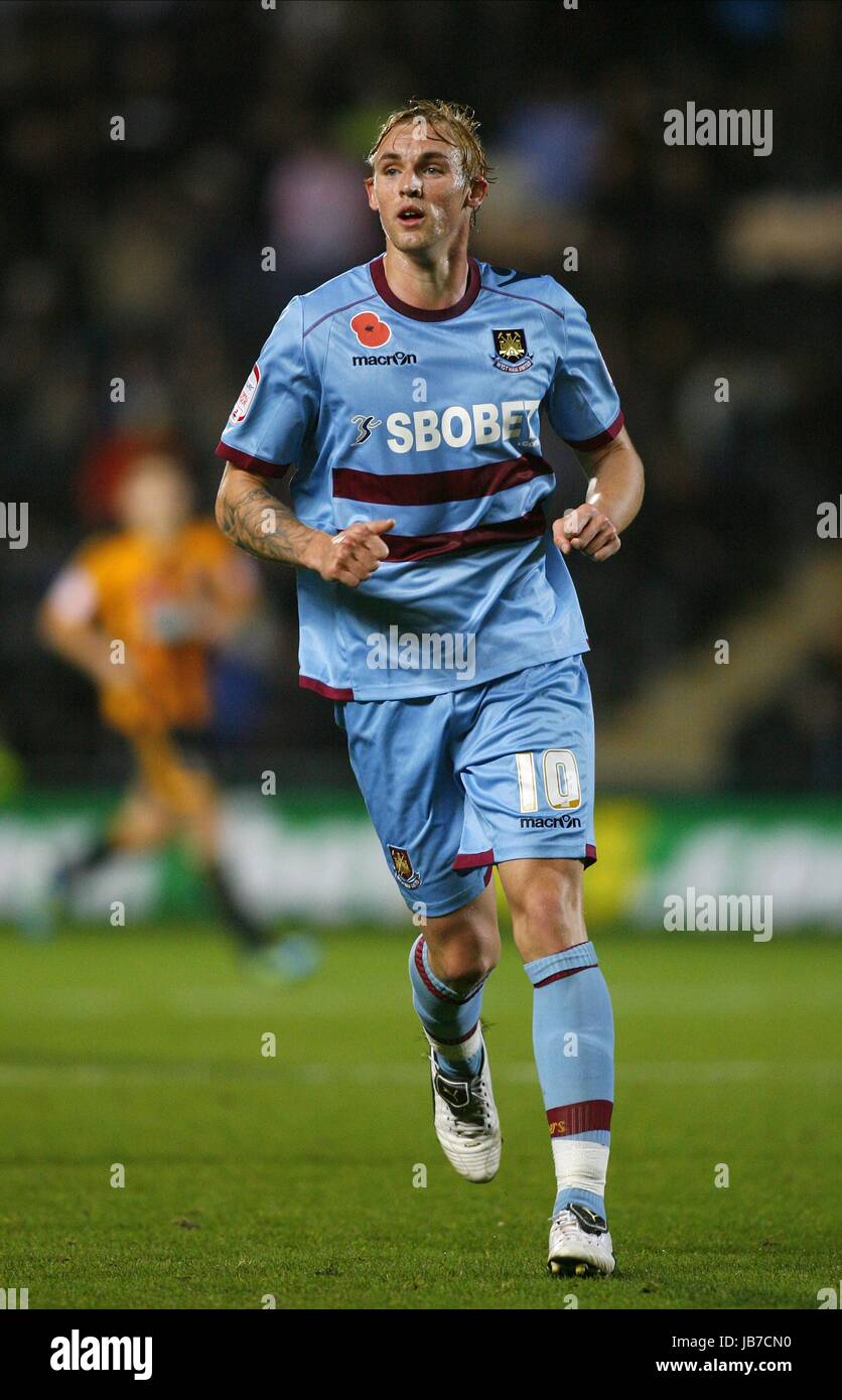 JACK COLLINSON WEST HAM UNITED FC WEST HAM UNITED FC KC STADIUM HULL ...