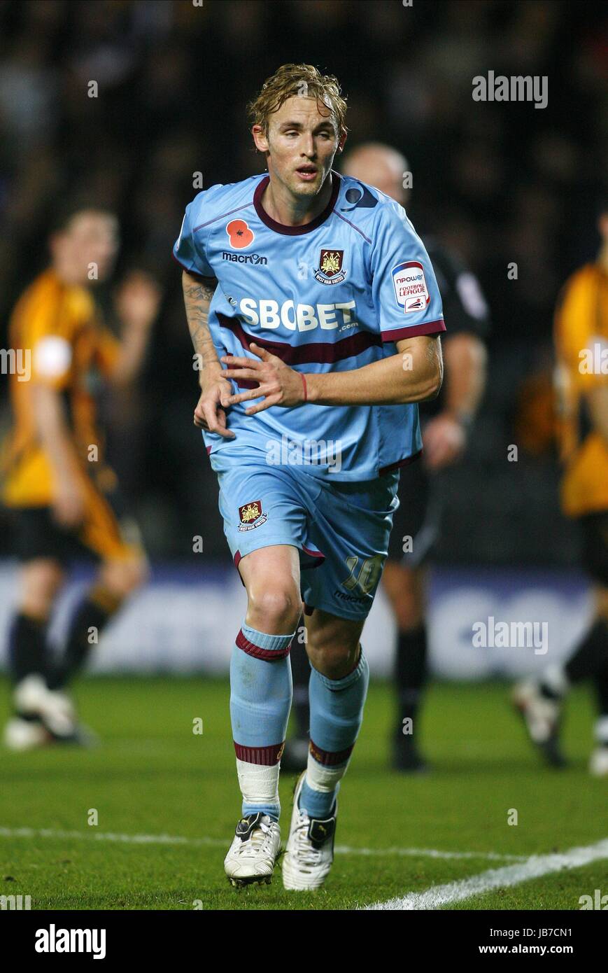 JACK COLLINSON WEST HAM UNITED FC WEST HAM UNITED FC KC STADIUM HULL ...