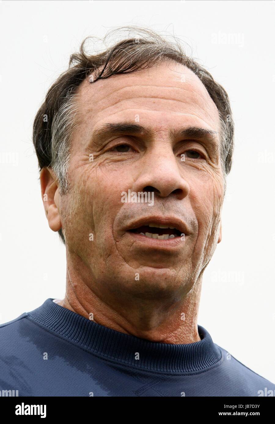 BRUCE ARENA LA GALAXY HEAD COACH CARSON LOS ANGELES CALIFORNIA USA 18 ...