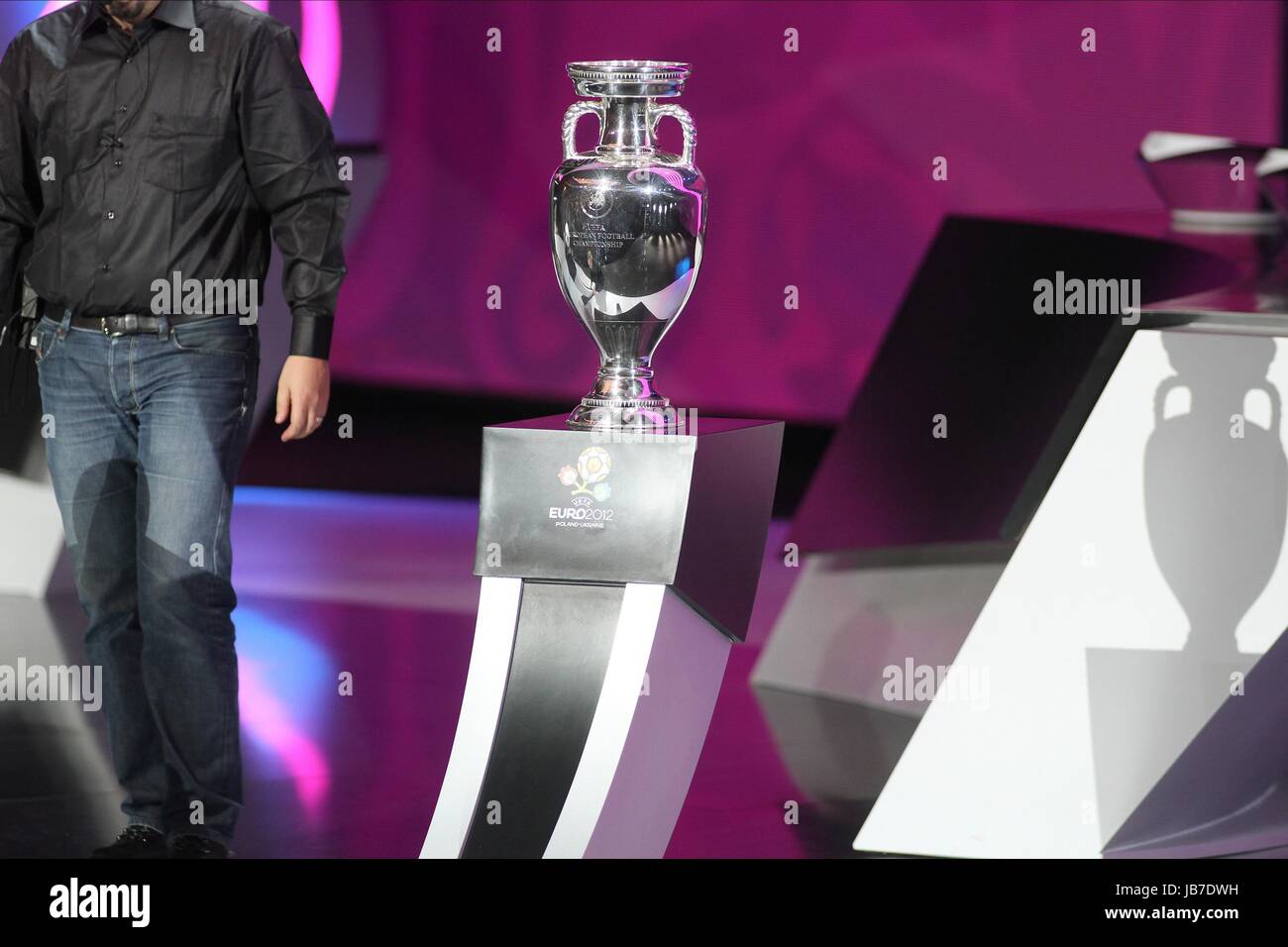 EUROPEAN NATIONS TROPHY UEFA EURO 2012 FINAL DRAW PALACE OF ARTS ...