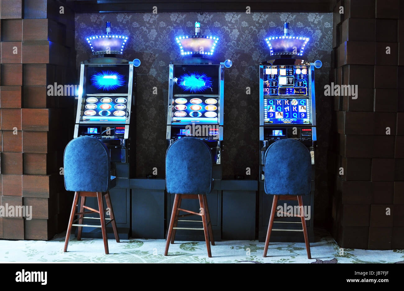 Casino slot machine with chair hi-res stock photography and images - Alamy