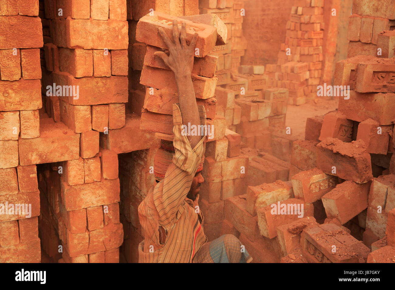 A laborer works at brickfield at Khulna, Bangladesh Stock Photo - Alamy