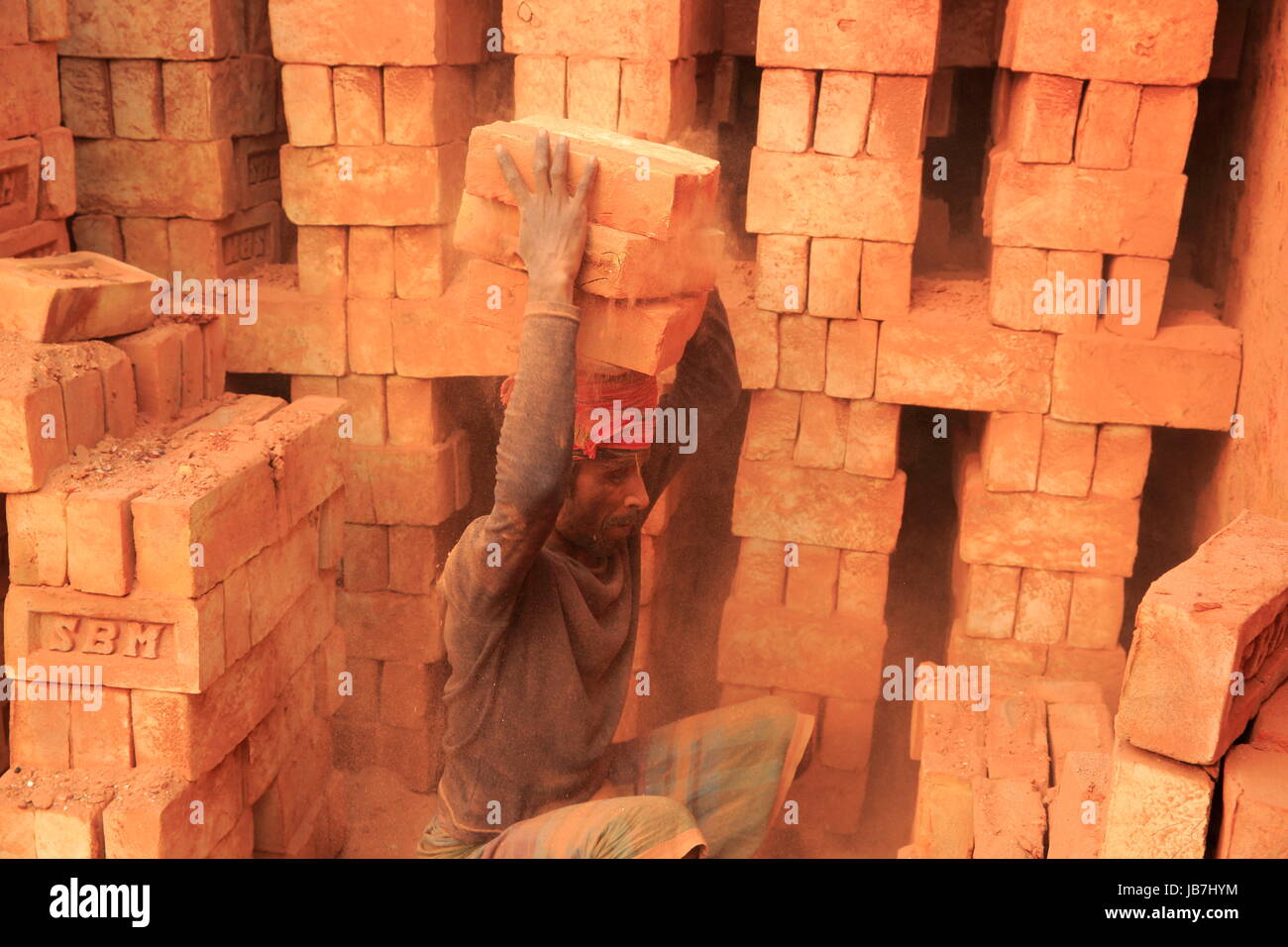 A laborer works at brickfield at Khulna, Bangladesh Stock Photo - Alamy