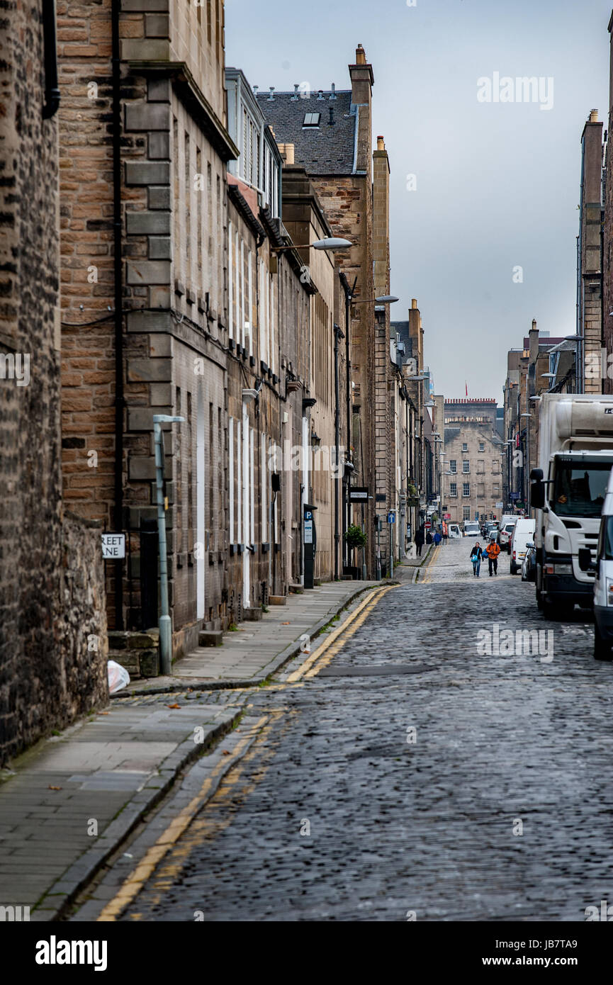 Old streets of Edinburgh Stock Photo - Alamy