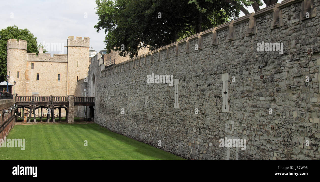 The Tower of London medieval castle and prison Stock Photo - Alamy