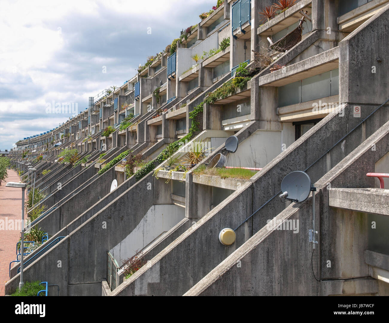 LONDON, ENGLAND, UK - MAY 06, 2010: The Alexandra Road estate designed ...
