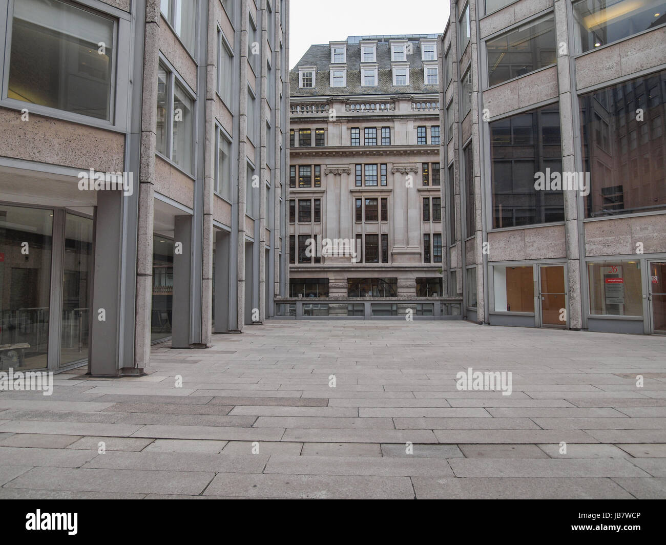 LONDON, ENGLAND, UK - MARCH 04, 2009: The Economist Building designed ...