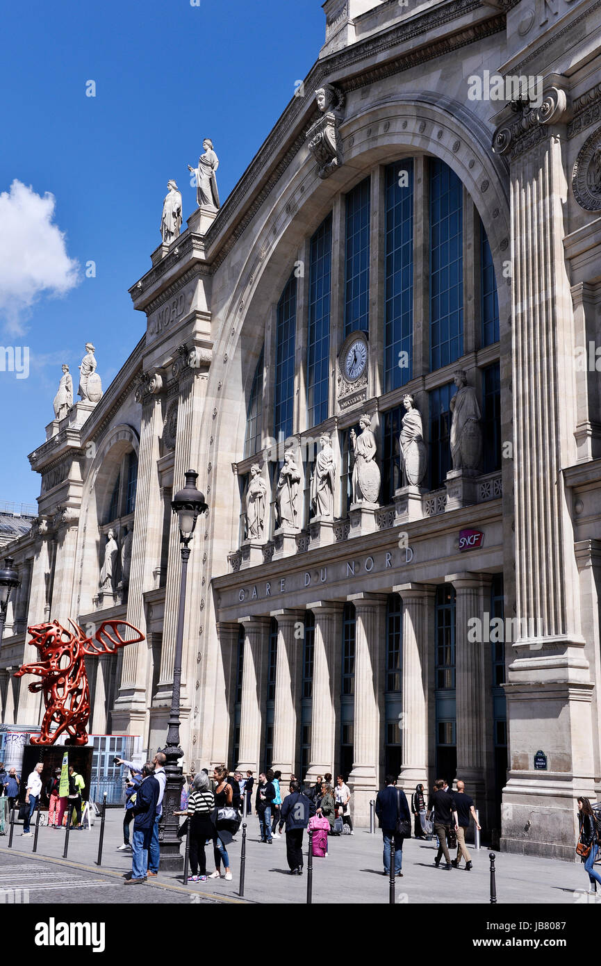 Sncf train station front building france hi-res stock photography and ...