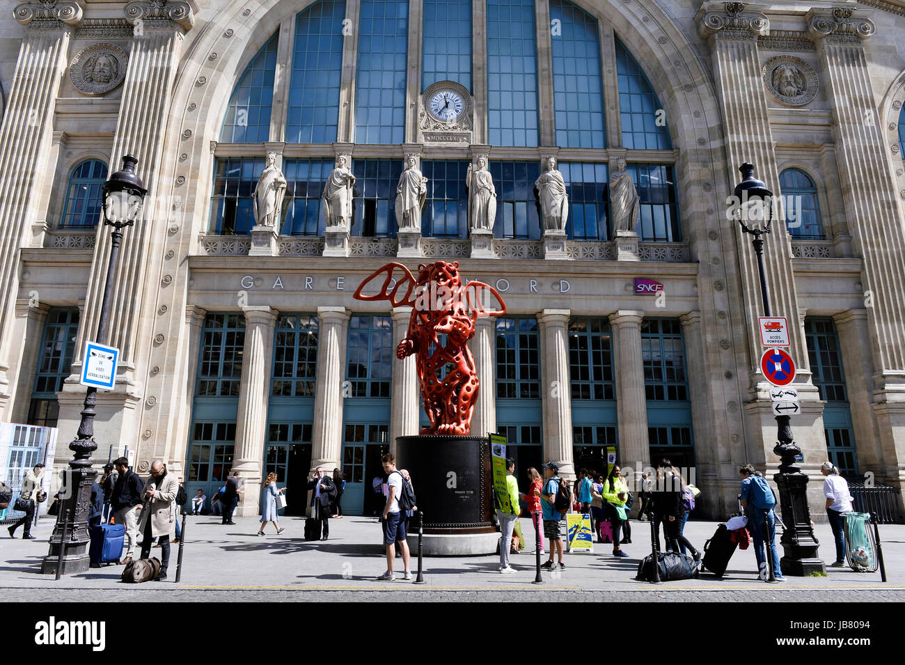 Paris Railroad Station High Resolution Stock Photography and Images - Alamy