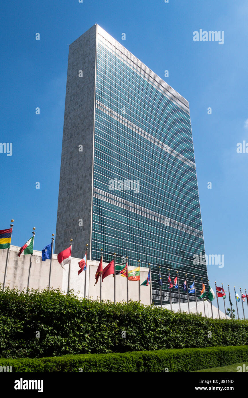 U N United Nations Building High Resolution Stock Photography and ...